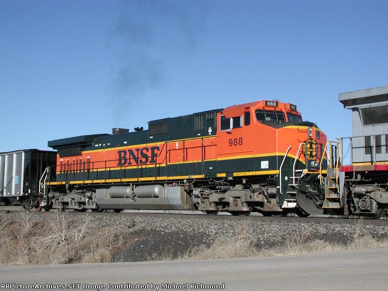 BNSF 988